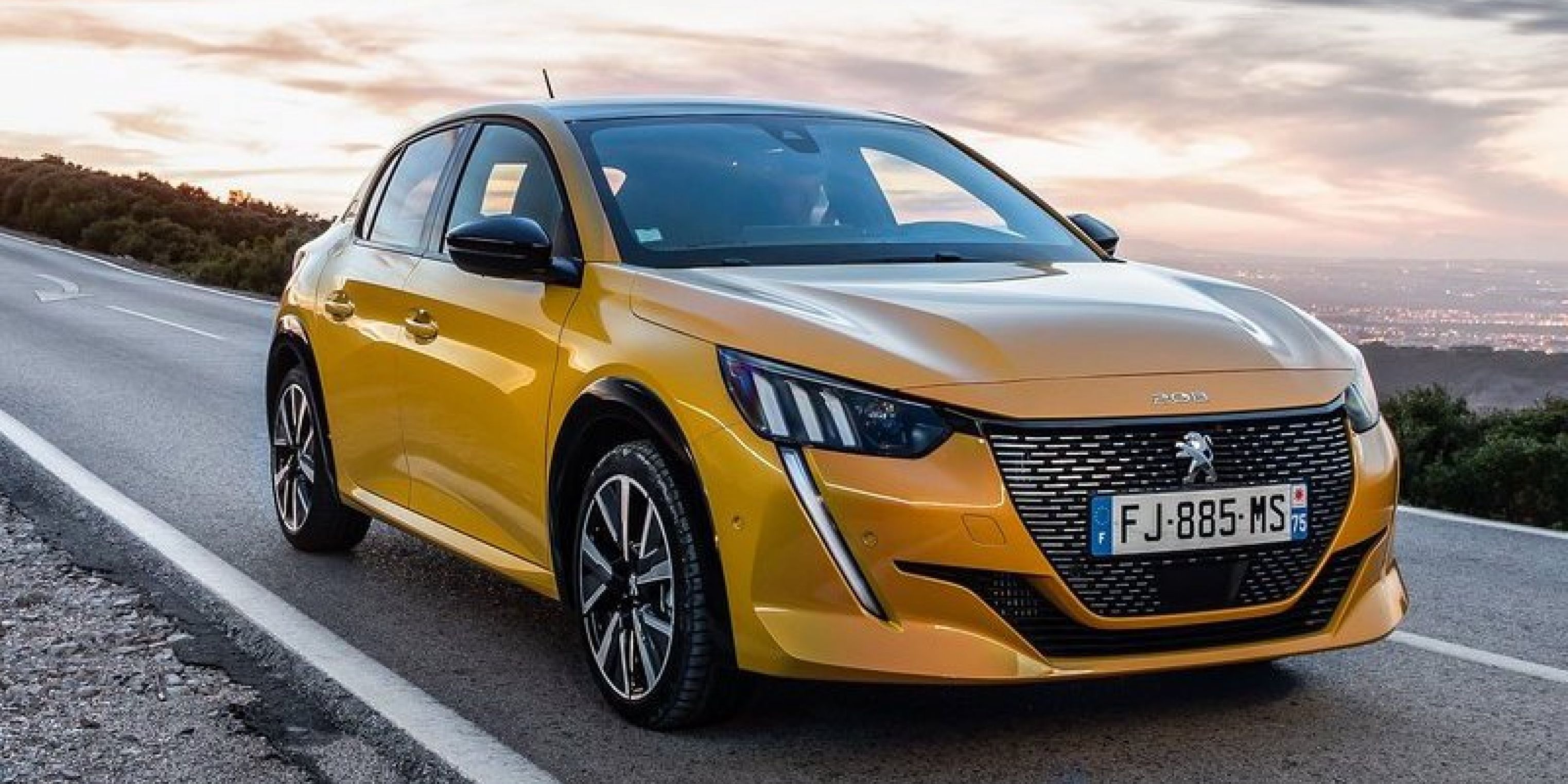 Lease a Peugeot 208 | Crusader Vans