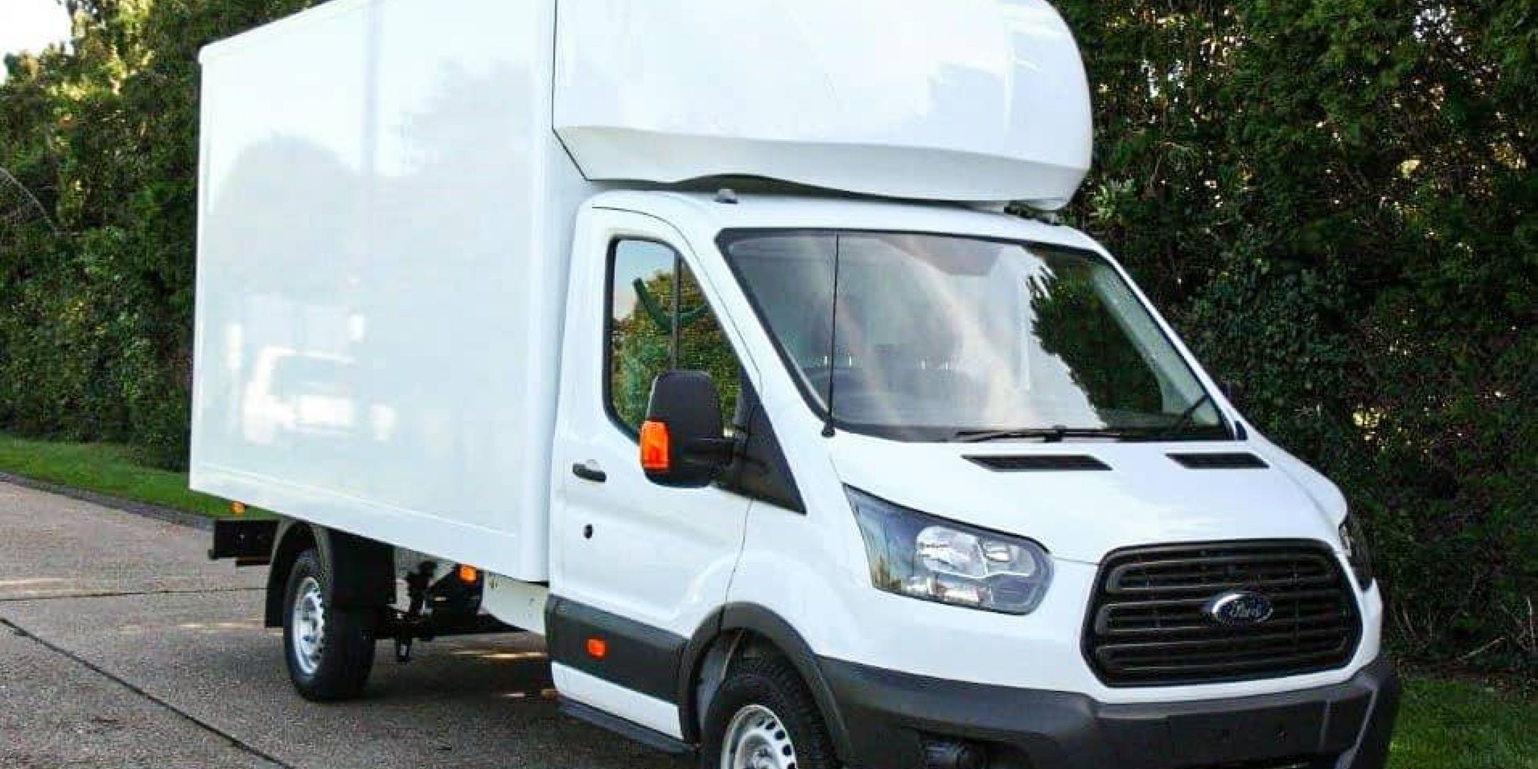 Low Loader vs. Luton Van: Finding the Perfect Fit for Your Business ...