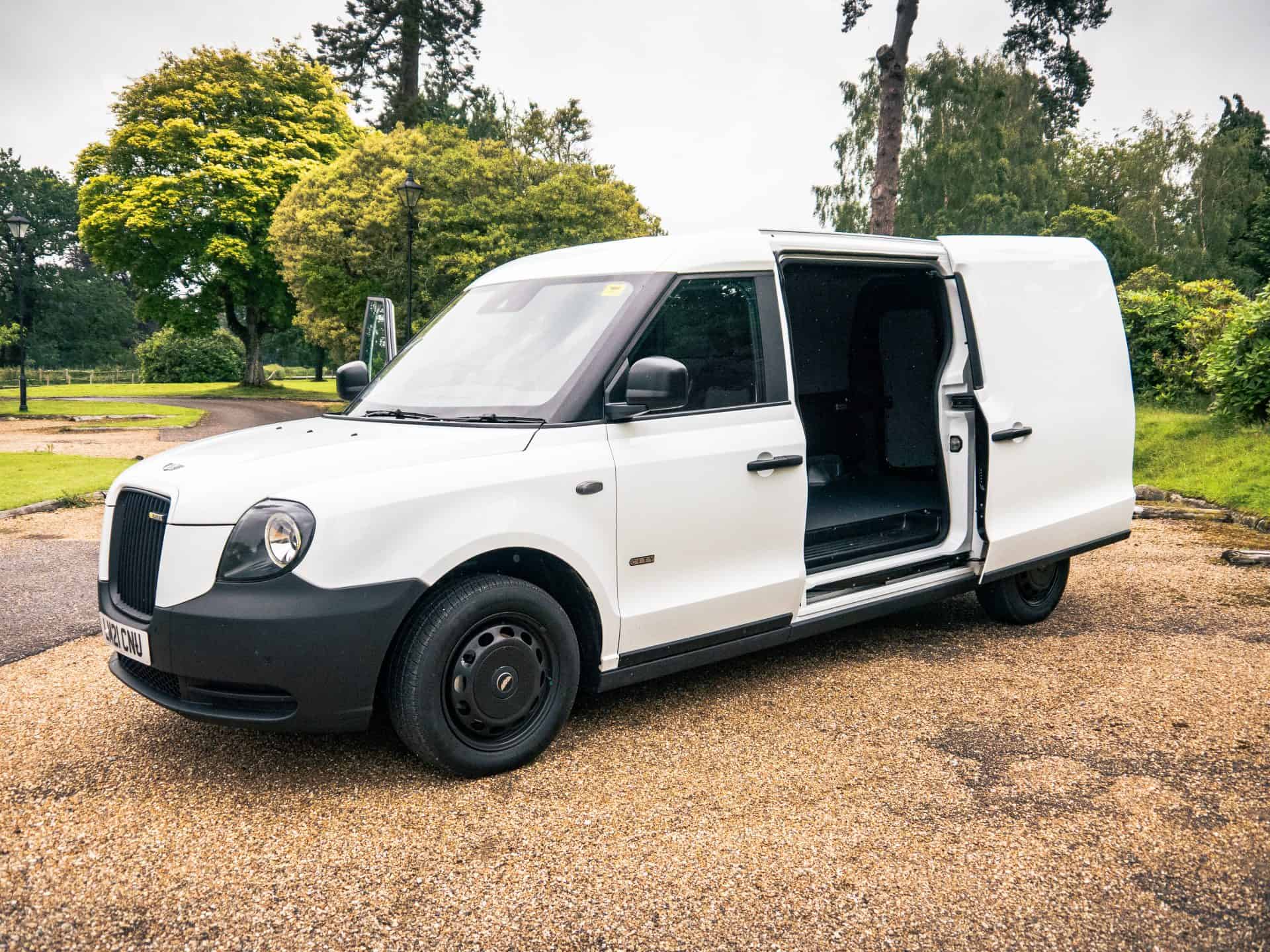 New LEVC NV5 Electric Van 8X4 Sheet Challenge - Crusader Vans